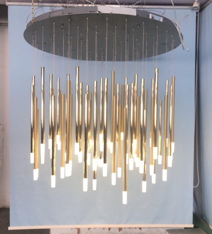 China Zhongshan Rong Fei Lighting Co., Ltd. factory production line
